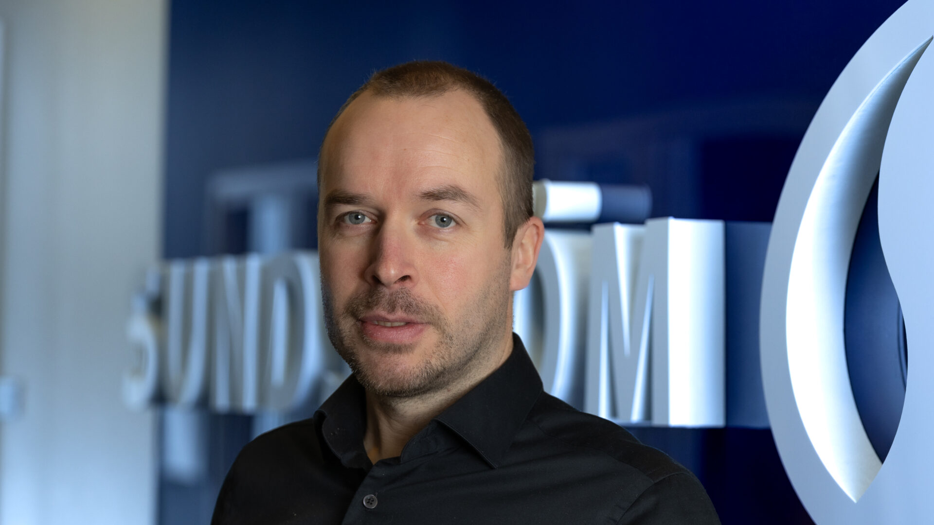 Daniel Sundqvist tar över som CEO på Sundström | Sundström